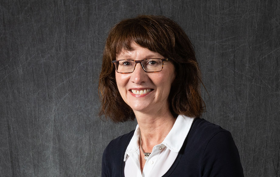 Dr. Elizabeth MacDougall | Bridgewater College